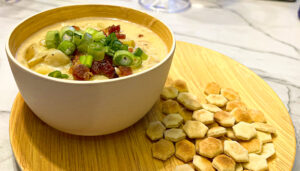 Delicious Pacific Razor Clam Chowder Recipe (Lactose Free) - Towmads